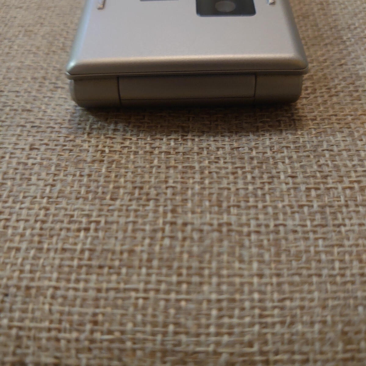 Yahoo!オークション - 美品 F-41C docomo ゴールド