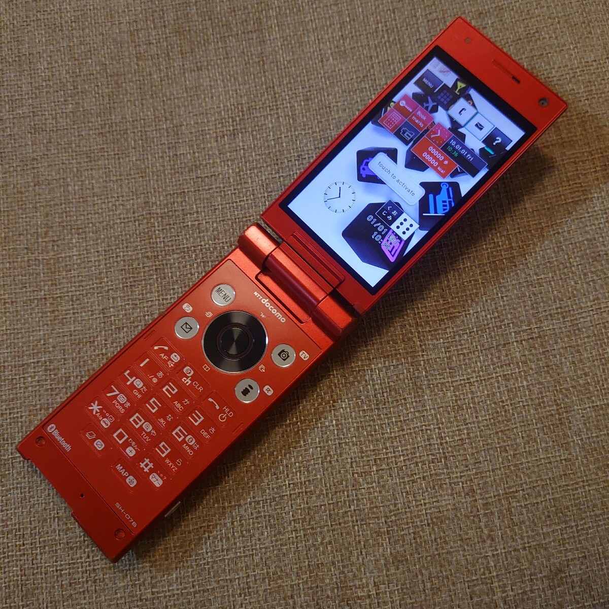 Yahoo!オークション - SH-07B docomo 赤