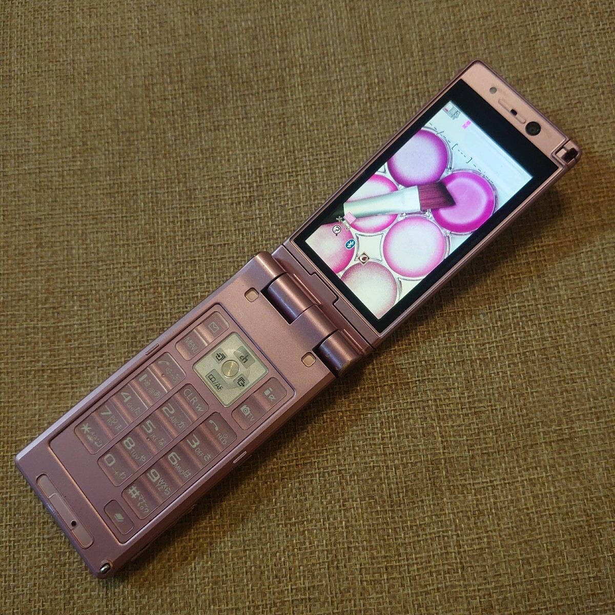 Yahoo!オークション - P-07A docomo ピンク