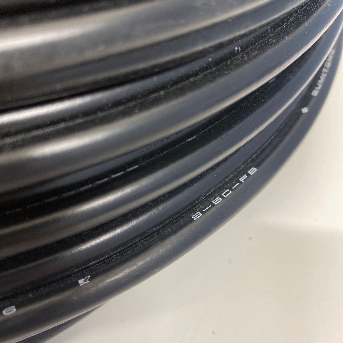 Yahoo!オークション - refle 住友 SUMITOMO 同軸ケーブル S-5C-FB 黒 ...