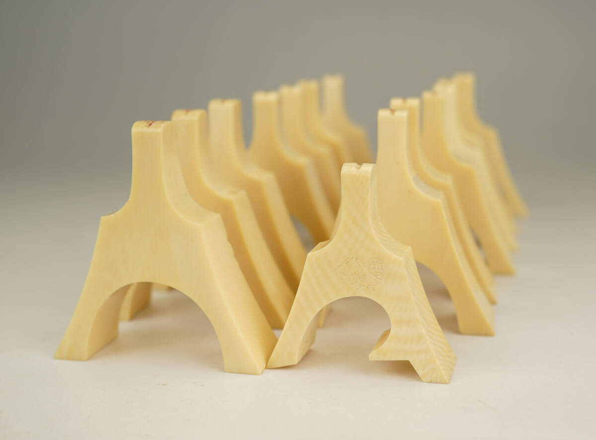 Yahoo!オークション - 鳳】高級材 琴柱 重さ271g 専用ケース 2410-11検...