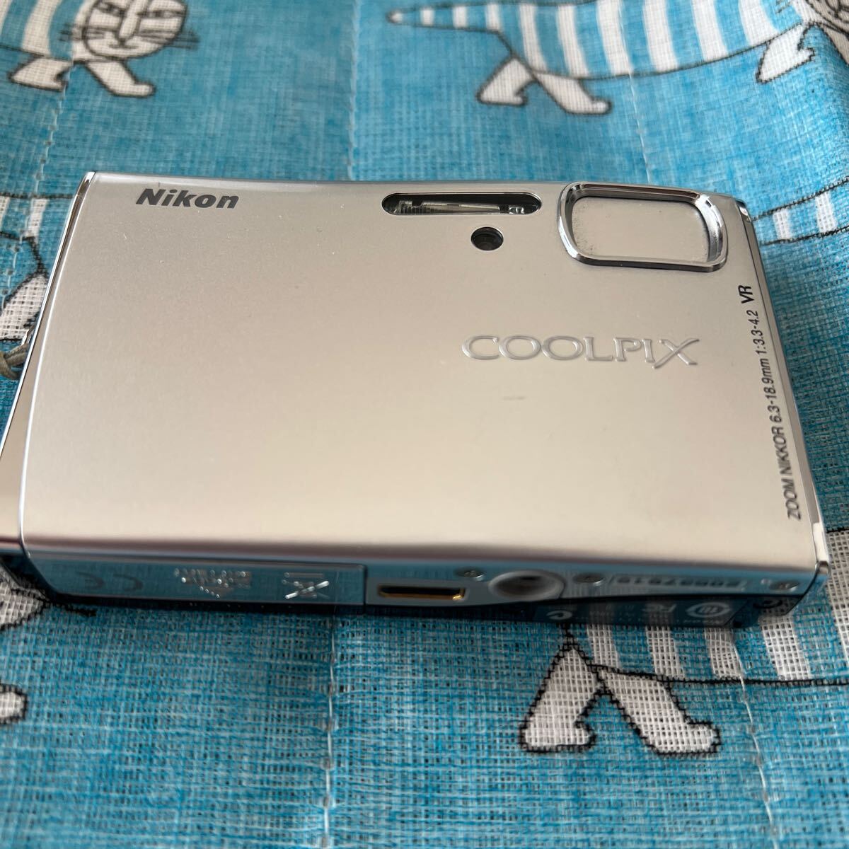 Yahoo!オークション - Nikon COOLPIX