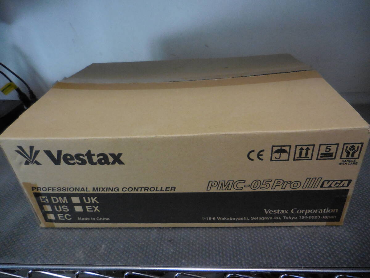 Yahoo!オークション - Vestax ベスタクス PMC-05ProⅢ VCA DJミキサー ...
