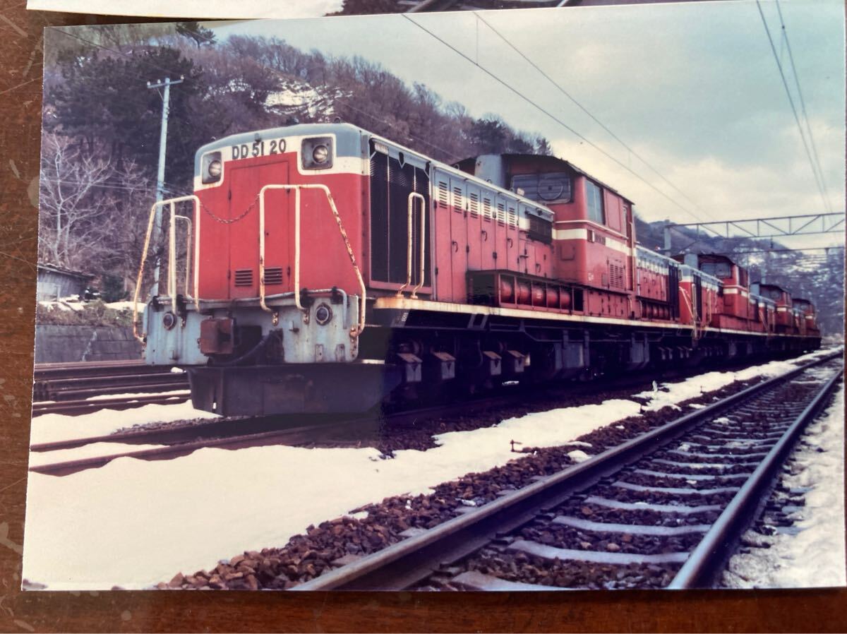Yahoo!オークション - 昭和鉄道写真 羽越本線あつみ温泉駅側線の休車中...