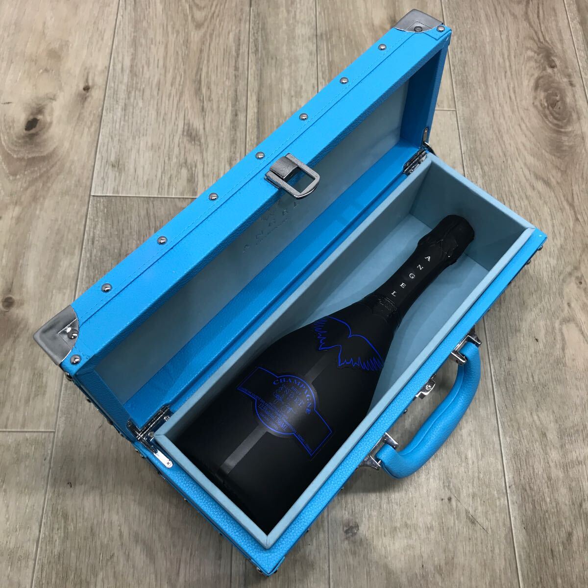 Yahoo!オークション - 178 D 1円〜 落札後生年月日の記載必須 ANGEL CH...