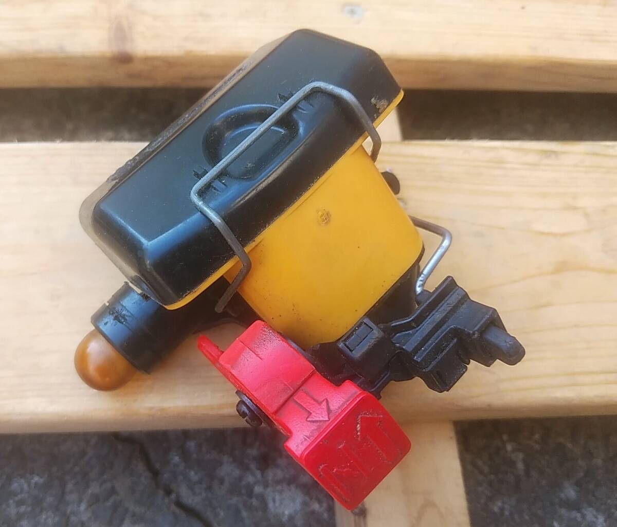 Yahoo!オークション - ハスクバーナ 135e エアクリーナー スイッチ セ...