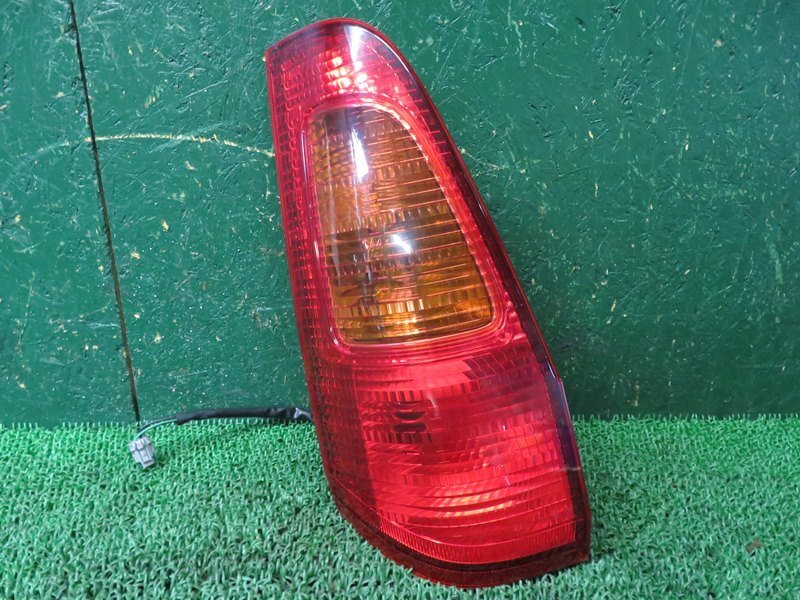 Yahoo!オークション - 『psi』 日産 PC24 C24 PNC24 セレナ 左テールラ...