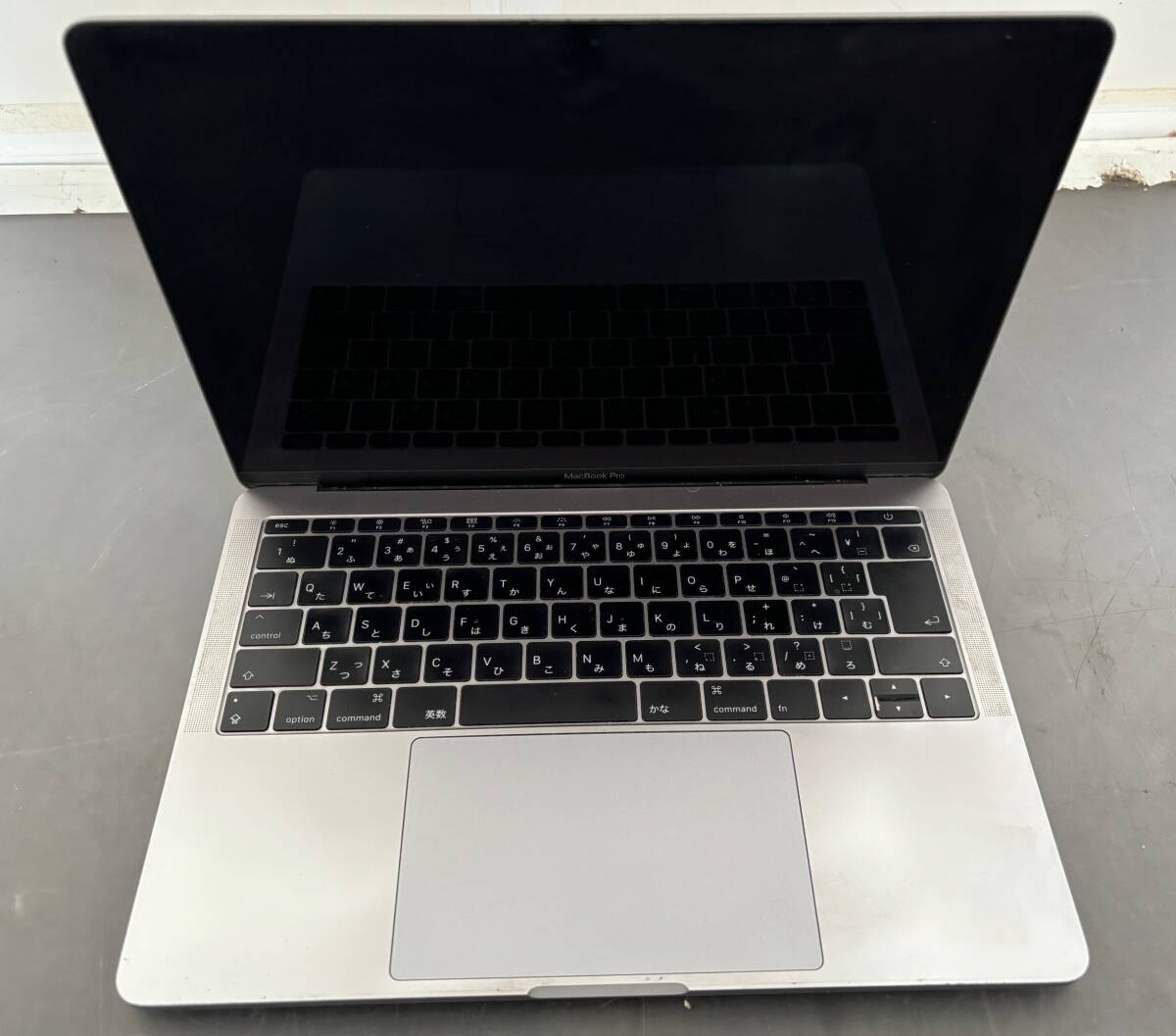 Yahoo!オークション - 10302 MacBook Pro (13-inch 2017 Two Thunderbo...