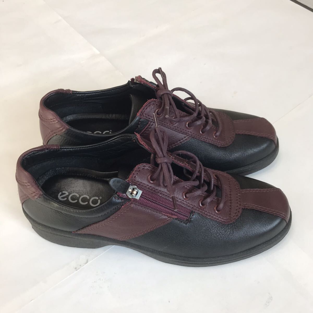 Yahoo!オークション - 送料600円～エコー ecco 24.5 EEE 38 ウォーキン...