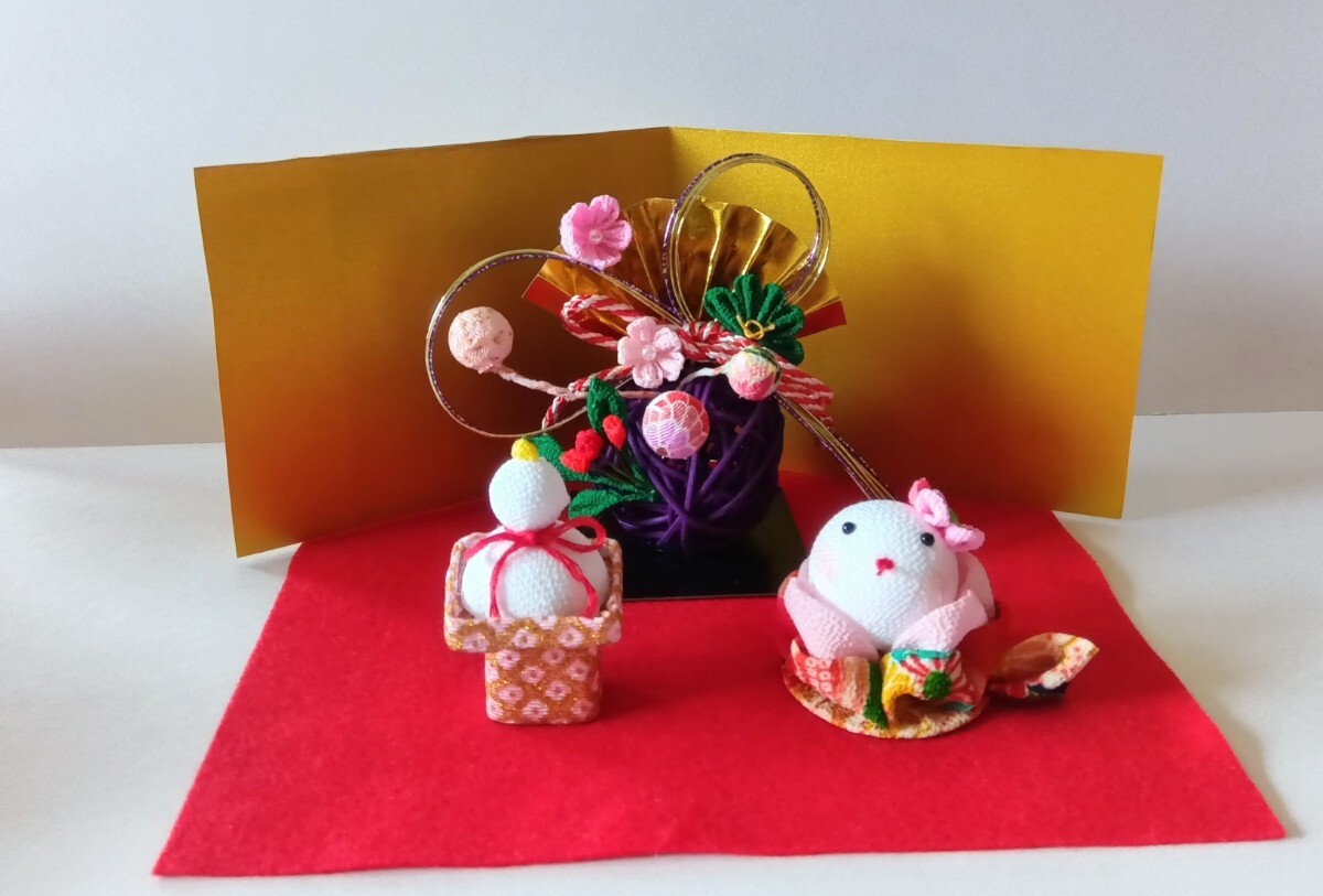 2025年干支巳 つまみ細工 正月飾り 白蛇様 鏡餅 花飾り 置き飾り(完成品)｜売買されたオークション情報、yahooの商品情報をアーカイブ公開 - オークファン（aucfan.com）