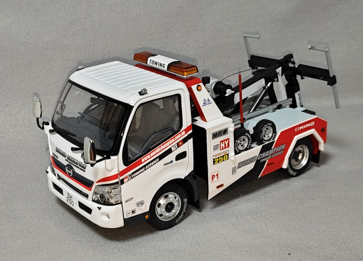 Yahoo!オークション - TINY 製 S=1/18 HINO 300 WORlD CHANPON Tow Tru...