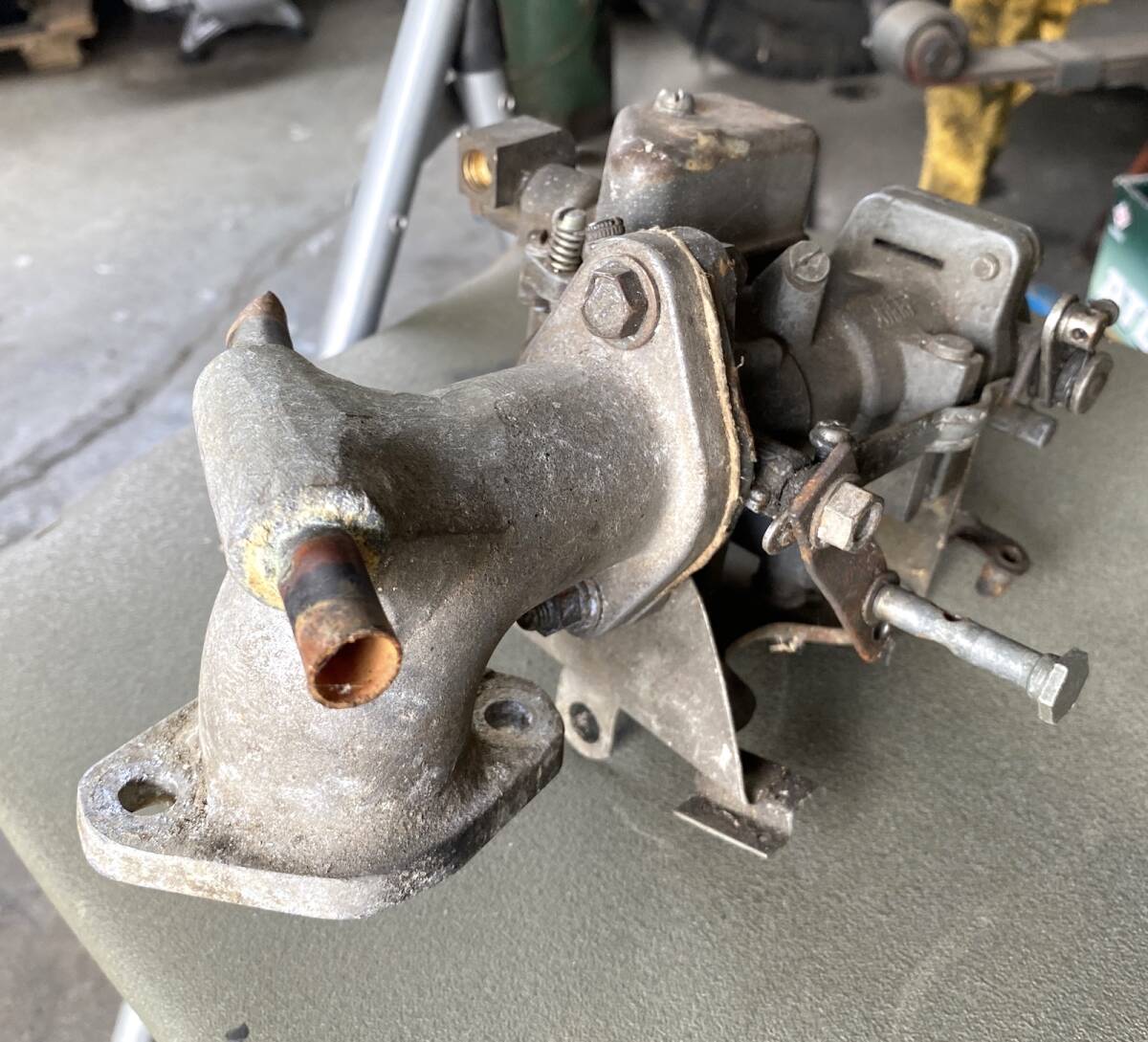 Yahoo!オークション - 三菱ジープ ローフード車 マツダキャブレター [J...