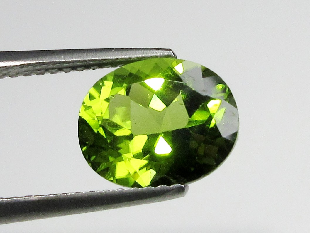 Yahoo!オークション - ルース ペリドット かいでー3.44ct 10.1 8.3 シ...