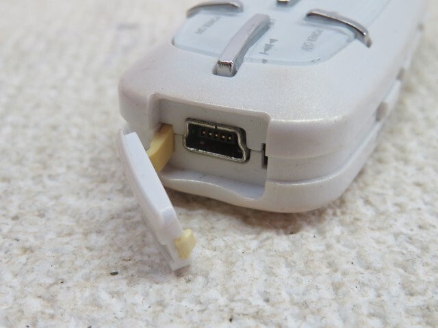 Yahoo!オークション - 2GB Victor XA-S208 デジタルオーディオプレーヤ...