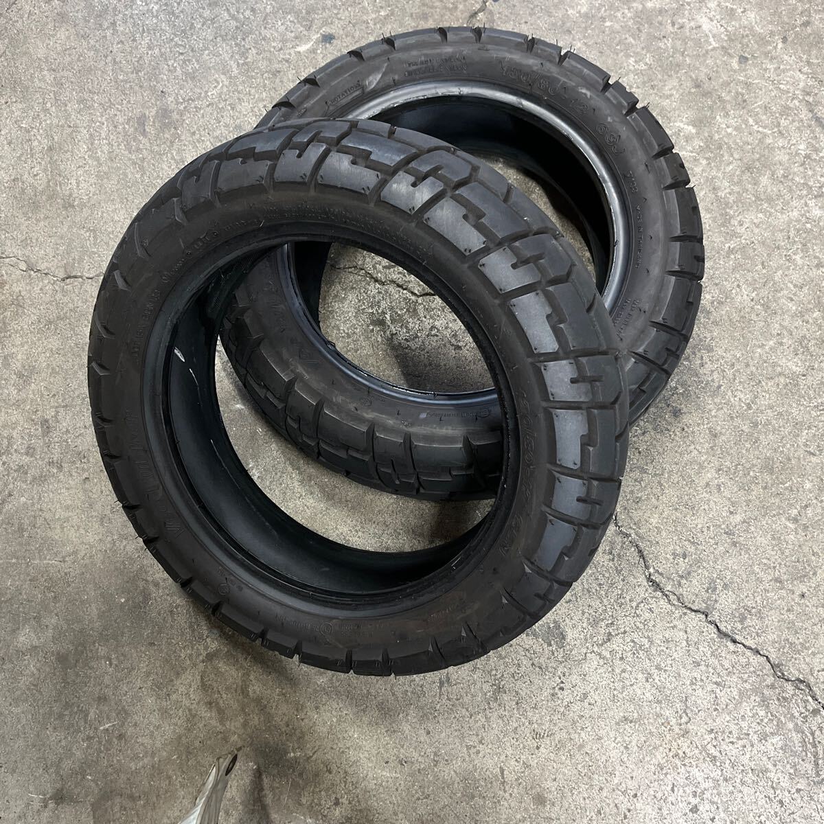 Yahoo!オークション - モンキー125 走行2000km 前後タイヤセット