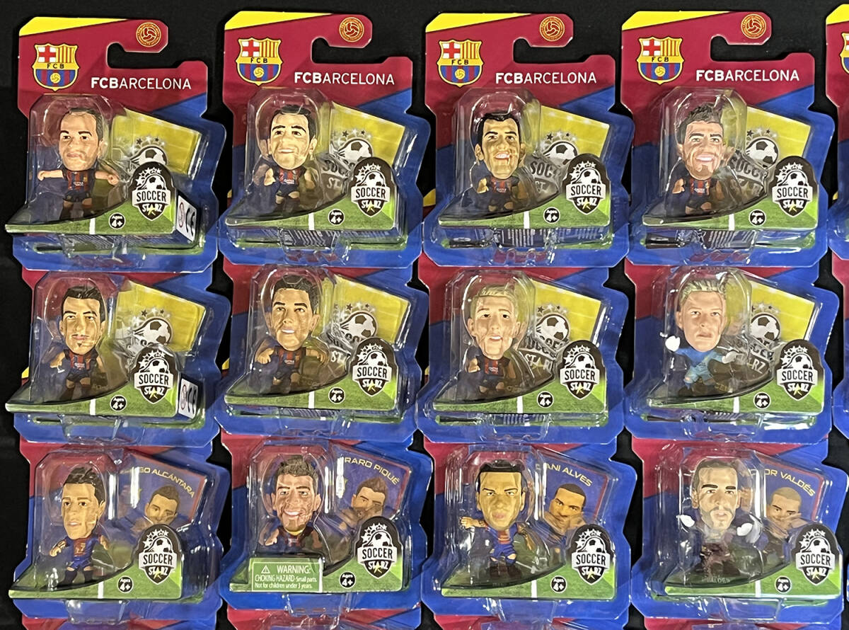 Yahoo!オークション - (Y96)Soccerstarz BARCELONA 36 Blister set バ...