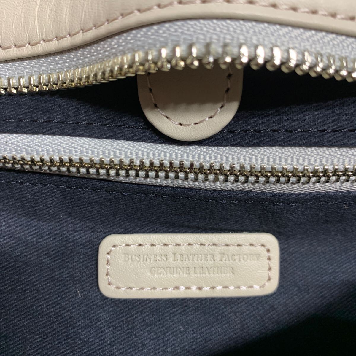 Yahoo!オークション - BZ137-B23 ビジネスレザーファクトリー ビジネス...