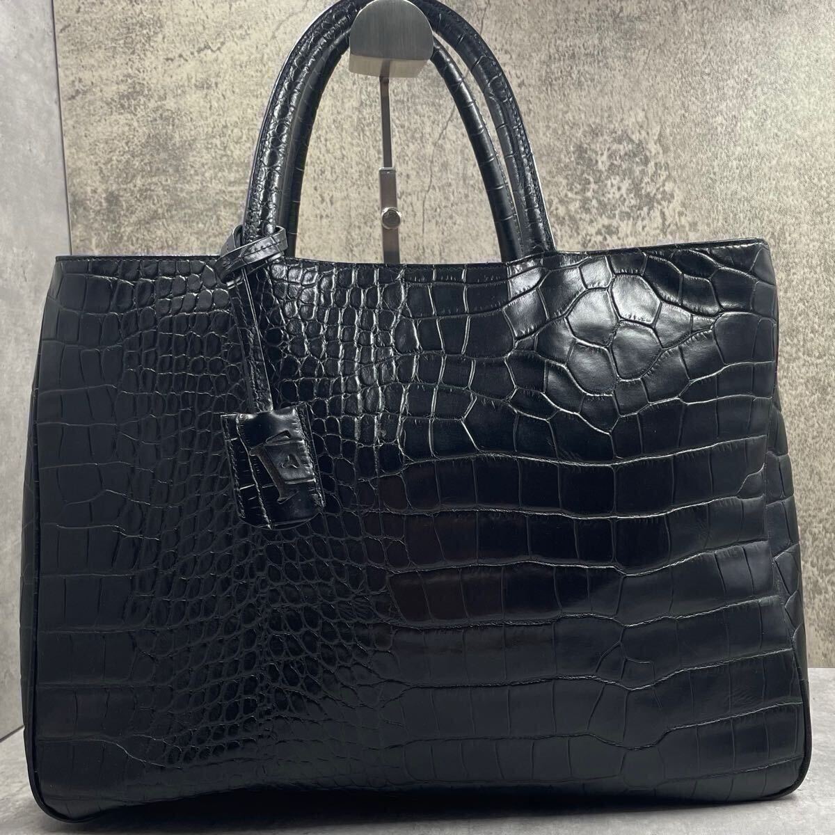 Yahoo!オークション - 【美品】フルラ FURLA A4 トートバッグ クロコダ...