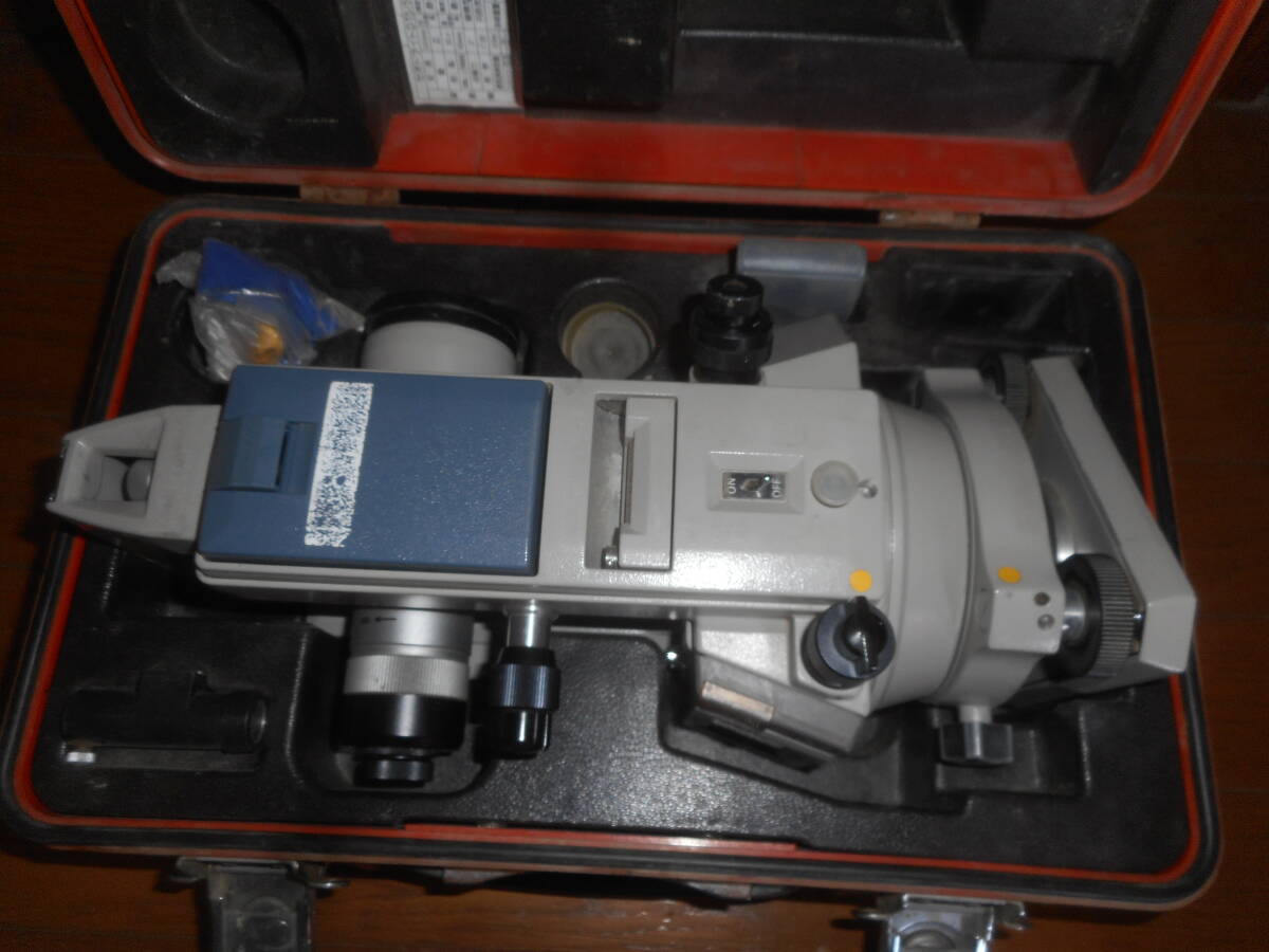 Yahoo!オークション - SOKKIA セオドライト DT5S