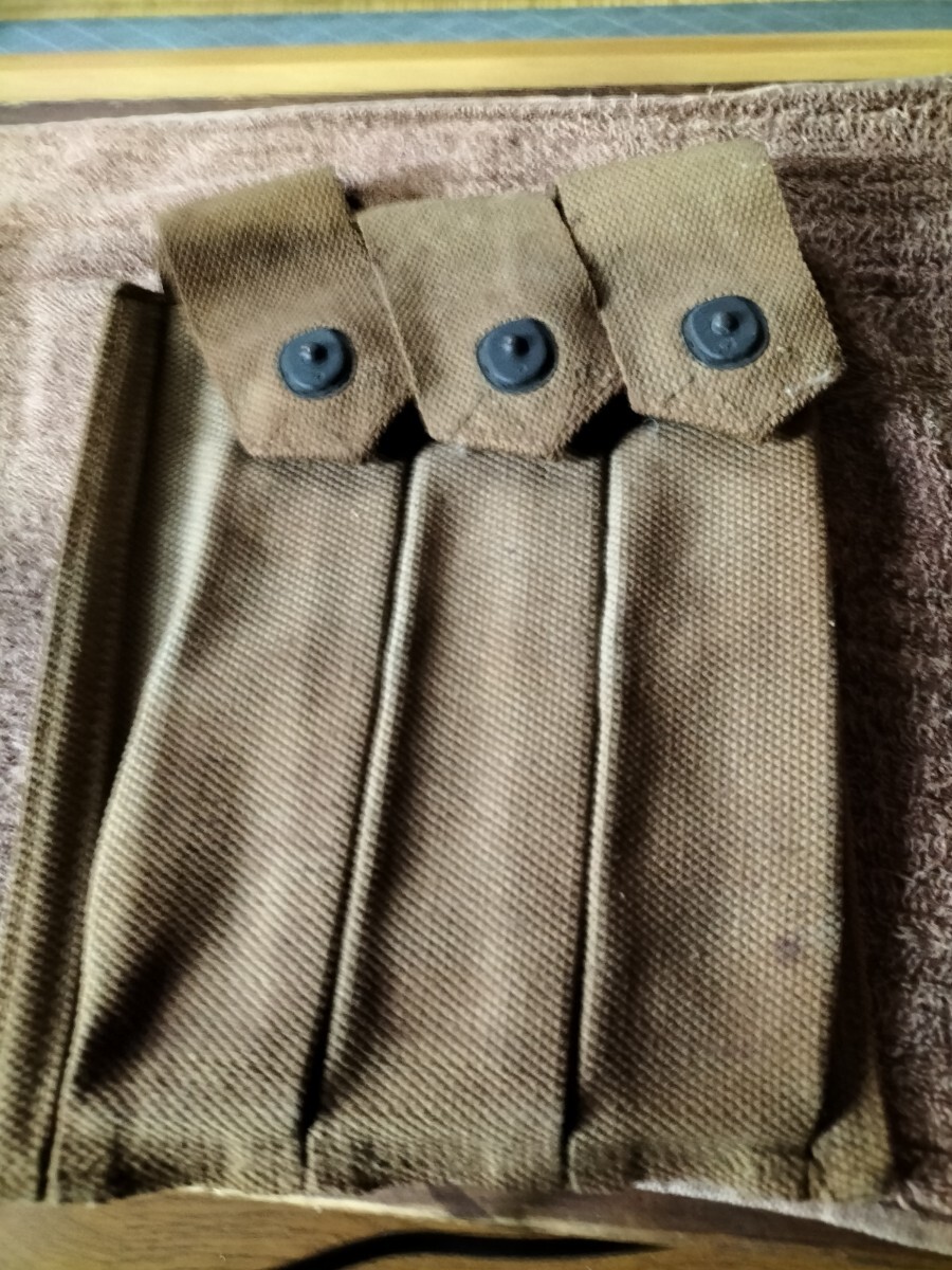 Yahoo!オークション - トンプソン マガジンポーチ カーキ 実物 ww2