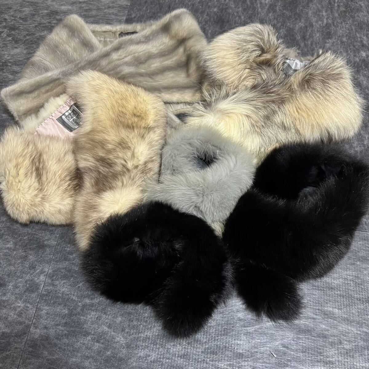 Yahoo!オークション - 【SAGAFOX SAGA FURS EMBA ブルーミンクなど