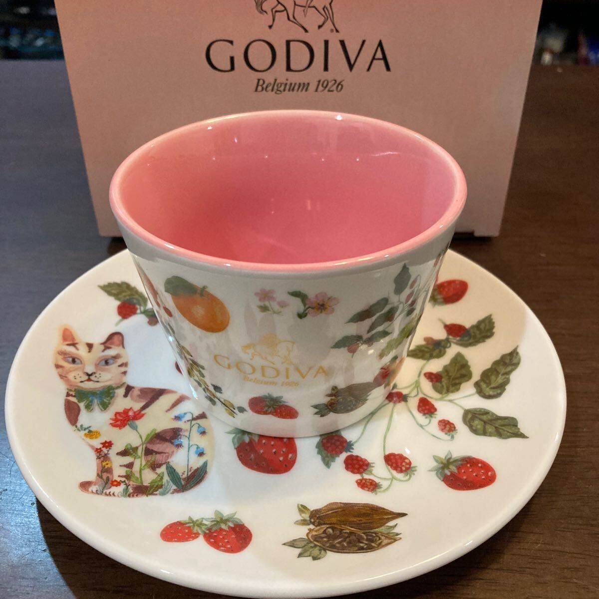 Yahoo!オークション - GODIVA カップ&ソーサー 未使用品
