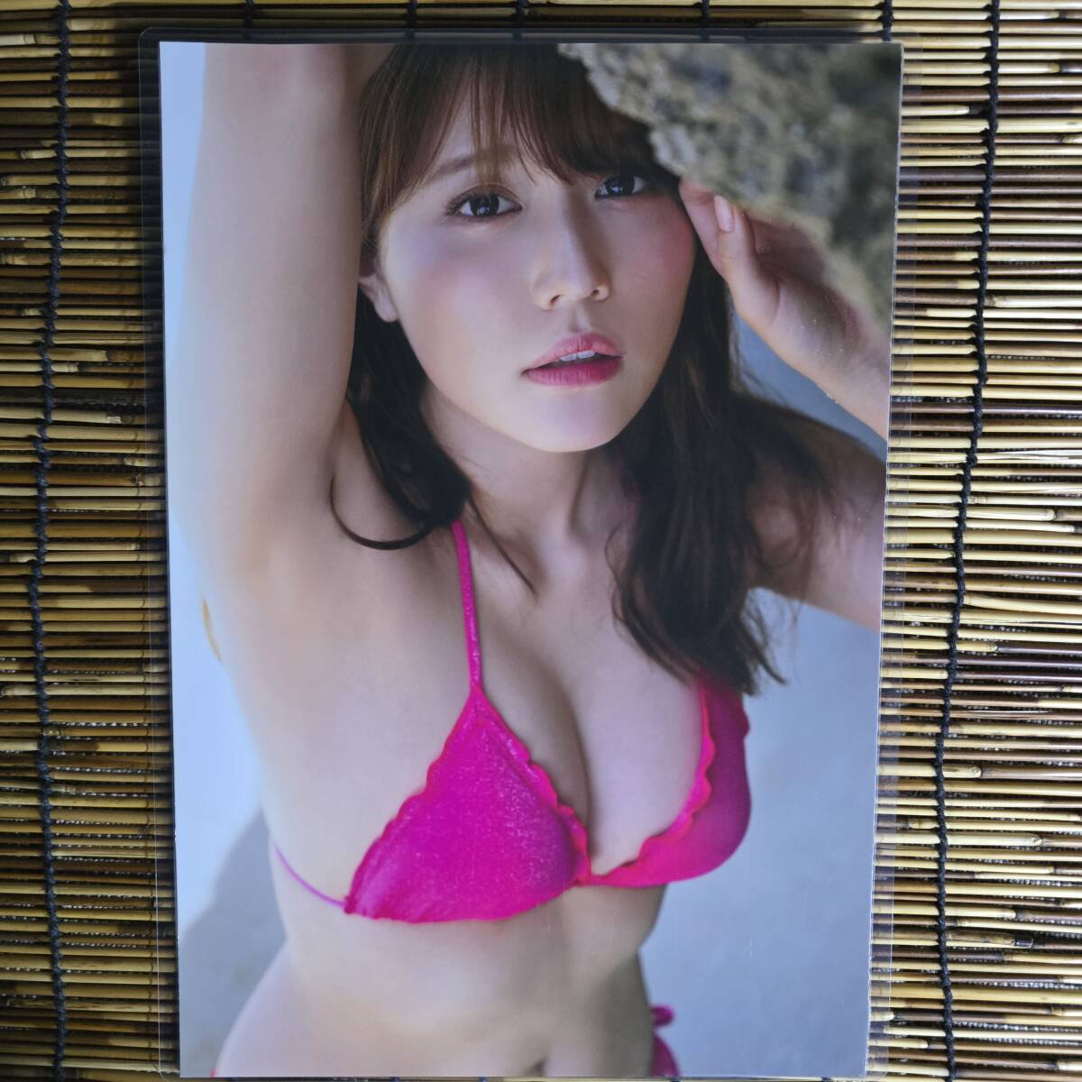 高品質厚手150μラミネート加工 小日向ゆか 水着 A4 雑誌切り抜き6ページ グラビアアイドル l34(タレント)｜売買されたオークション情報、yahooの商品情報をアーカイブ公開 ...