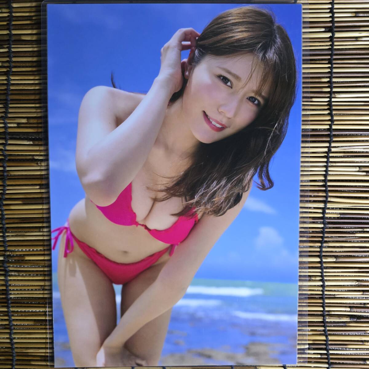 高品質厚手150μラミネート加工 小日向ゆか 水着 A4 雑誌切り抜き6ページ グラビアアイドル l34(タレント)｜売買されたオークション情報、yahooの商品情報をアーカイブ公開 ...