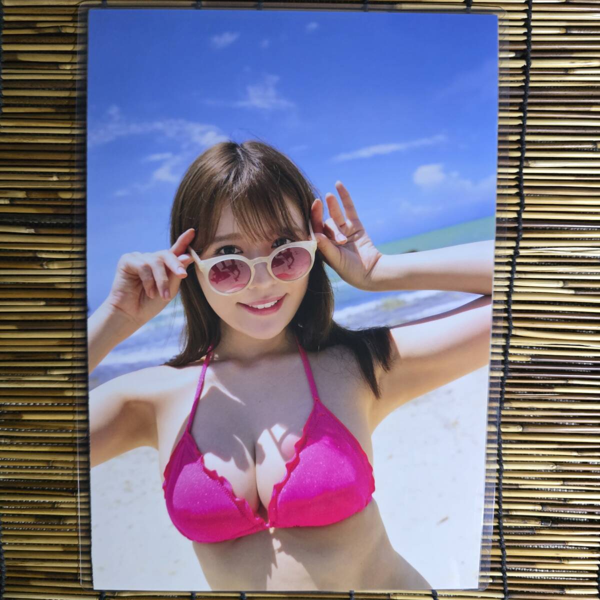 高品質厚手150μラミネート加工 小日向ゆか 水着 A4 雑誌切り抜き6ページ グラビアアイドル l34(タレント)｜売買されたオークション情報、yahooの商品情報をアーカイブ公開 ...