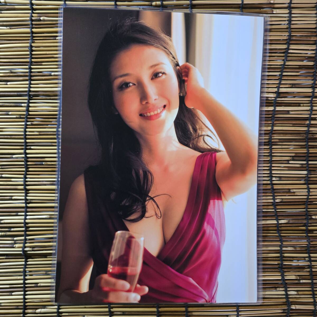 Yahoo!オークション - 【高品質厚手150μラミネート加工】橋本マナ...