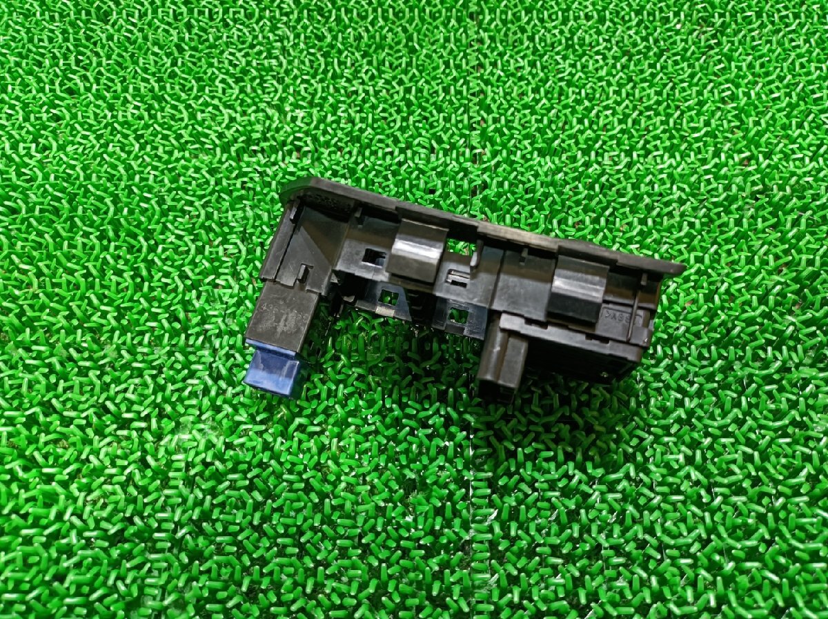 Yahoo!オークション - トヨタ ドアミラースイッチ マジェスタ DBA-UZS1...