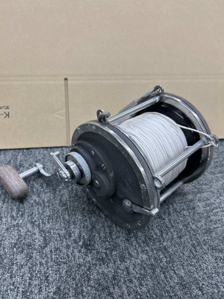 152427 リール PENN SENATOR 12/0 ペンセネター MADE IN USA 手動リール 現状品(ペン)｜売買されたオークション情報、yahooの商品情報をアーカイブ公開 ...