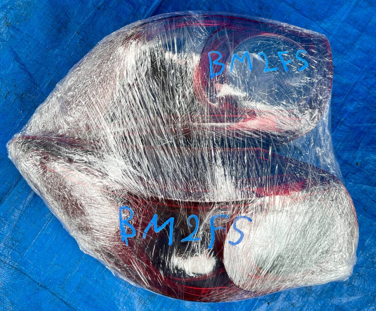 Yahoo!オークション - マツダ アクセラスポーツ BM2FS テールランプ