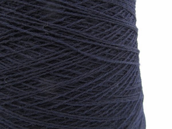 Yahoo!オークション - 毛糸・ウール100%・紺系 910g No 796
