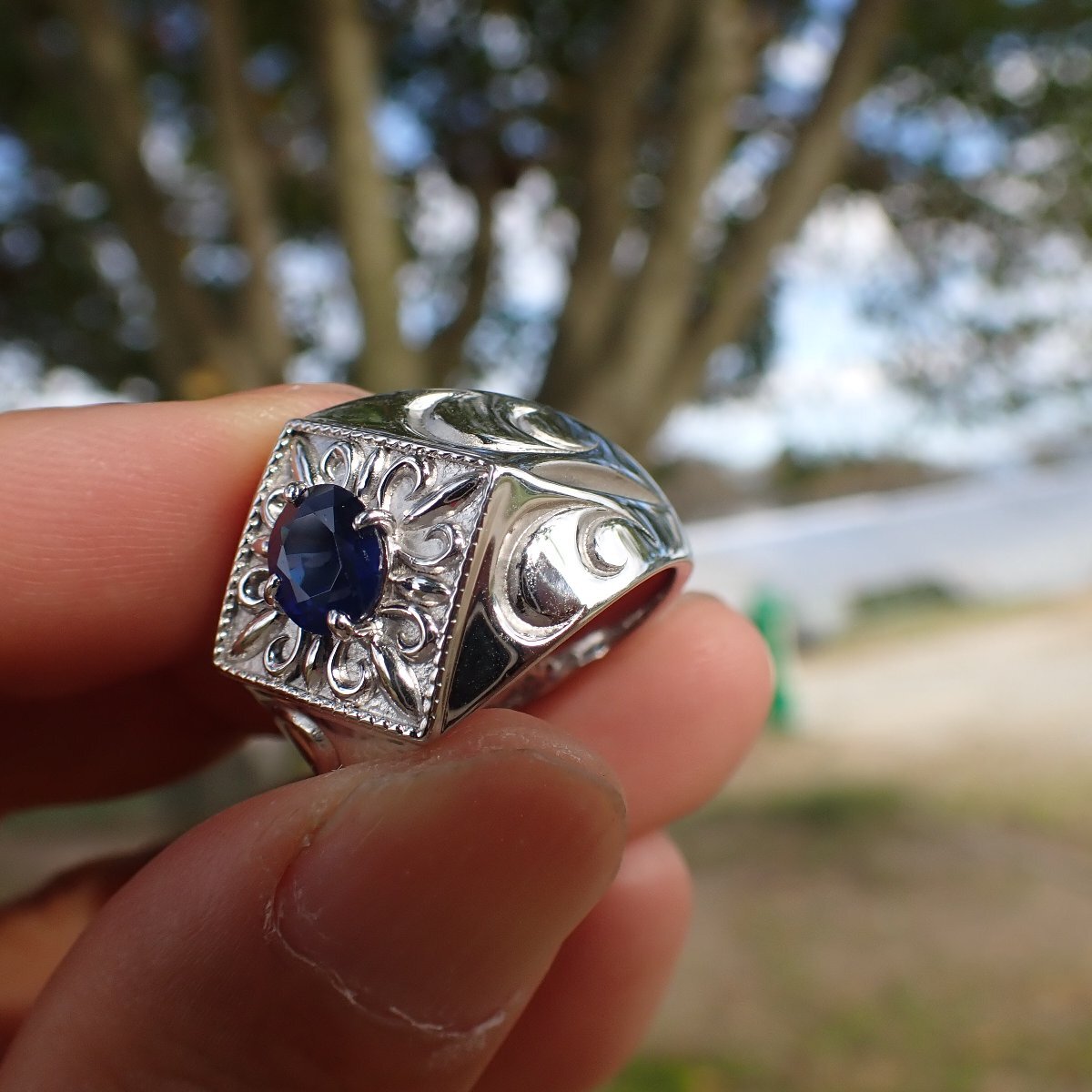 Yahoo!オークション - F3950 美しいサファイア1.70ct 最高級K18WGセ...