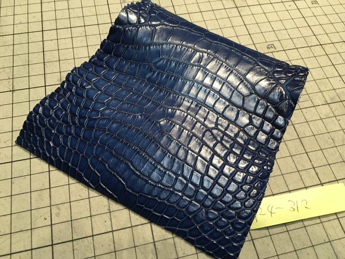 Yahoo!オークション - CR4-312 美革顎革アゴ 天然藍染 均質の取れた染...