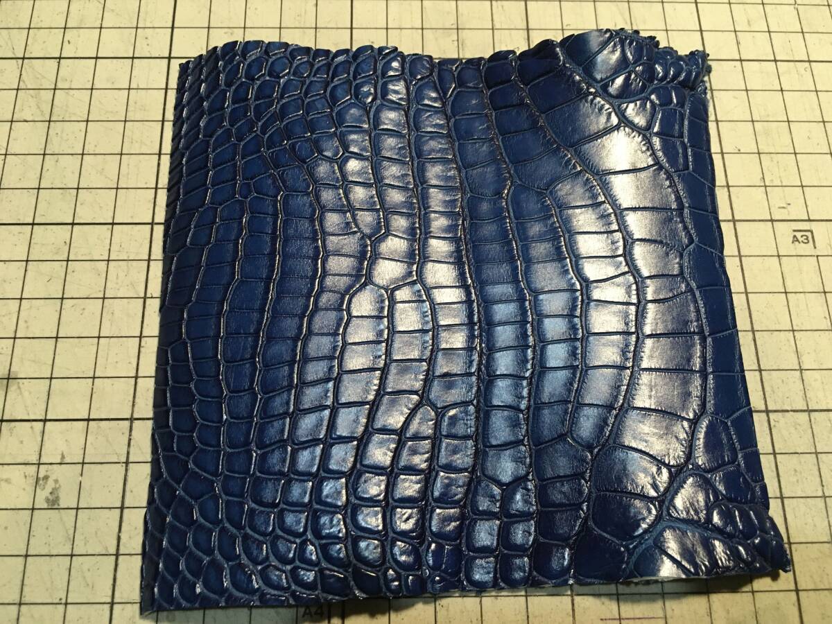 Yahoo!オークション - CR4-312 美革顎革アゴ 天然藍染 均質の取れた染...