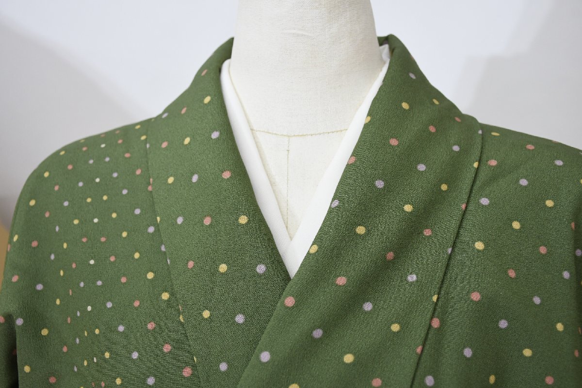 小紋 着物 袷 緑 ドット 水玉 身丈150cm 裄丈65cm kb-6303 桜庭呉服店(仕立て上がり)｜売買されたオークション情報、yahooの商品情報をアーカイブ公開 - オークファン ...