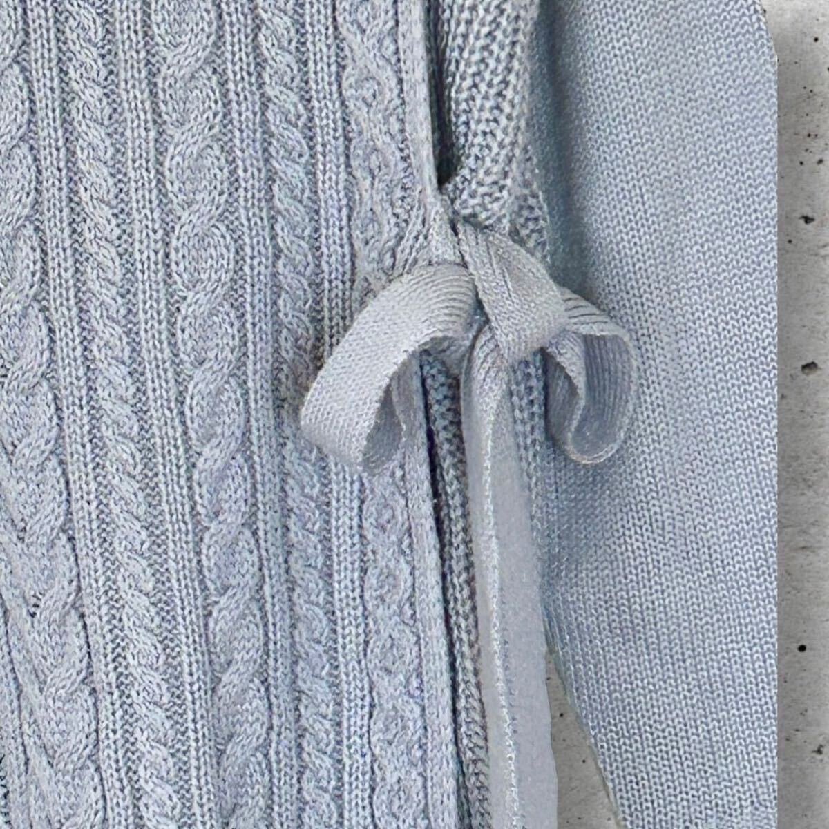 Yahoo!オークション - 【0435】GU ケーブルニット サイドリボンチュニ...