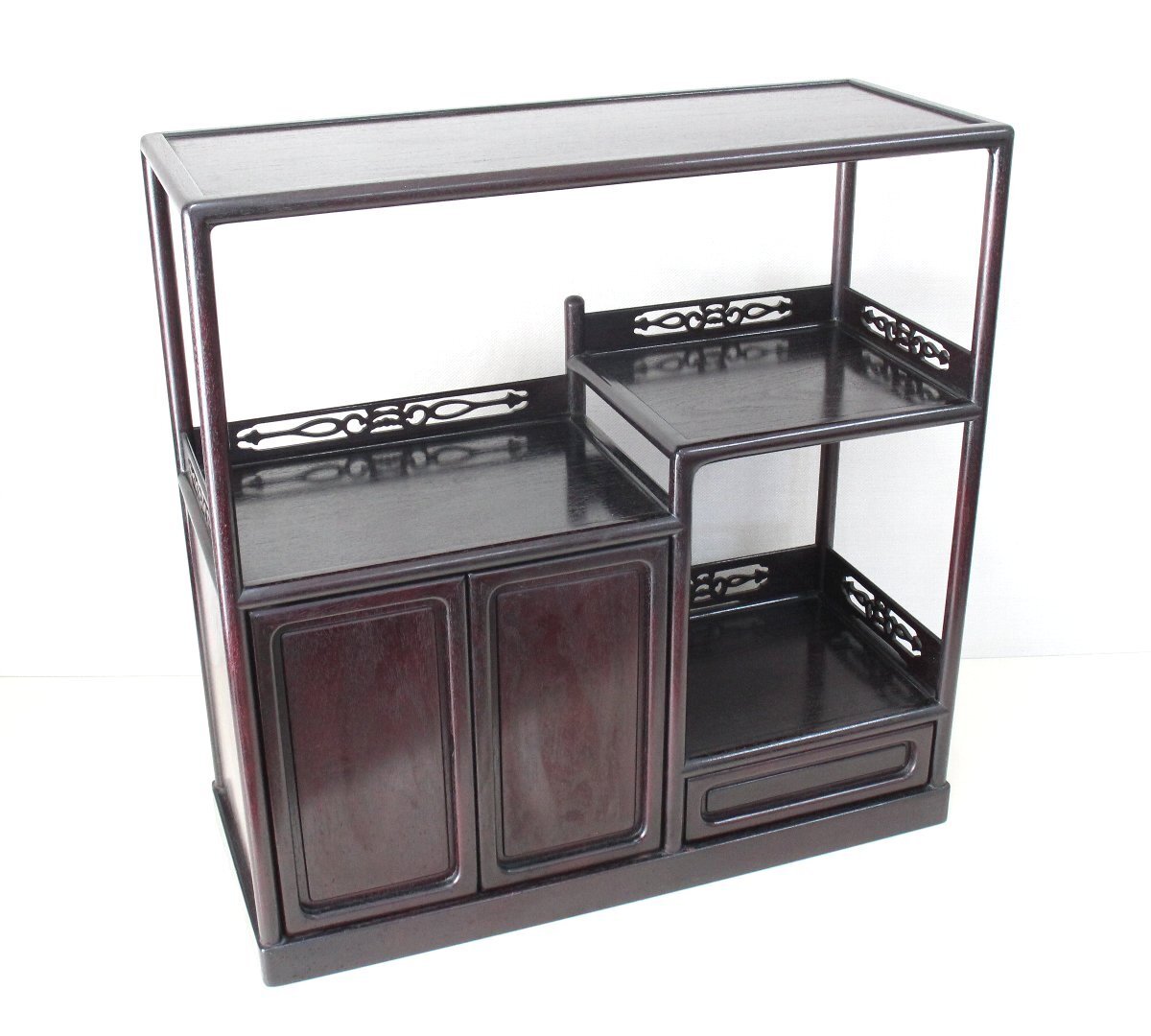 Yahoo!オークション - kk22 茶箪笥 小さめ 透かし彫 唐木 幅79cm 高さ8...