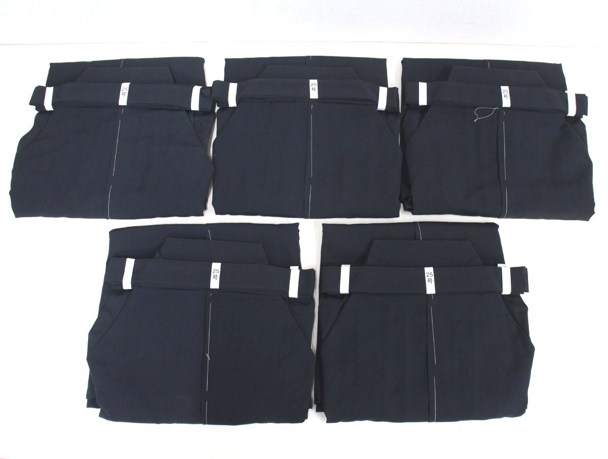 Yahoo!オークション - s5156 未使用品 化繊袴 25号 5枚セット 馬乗袴 1...