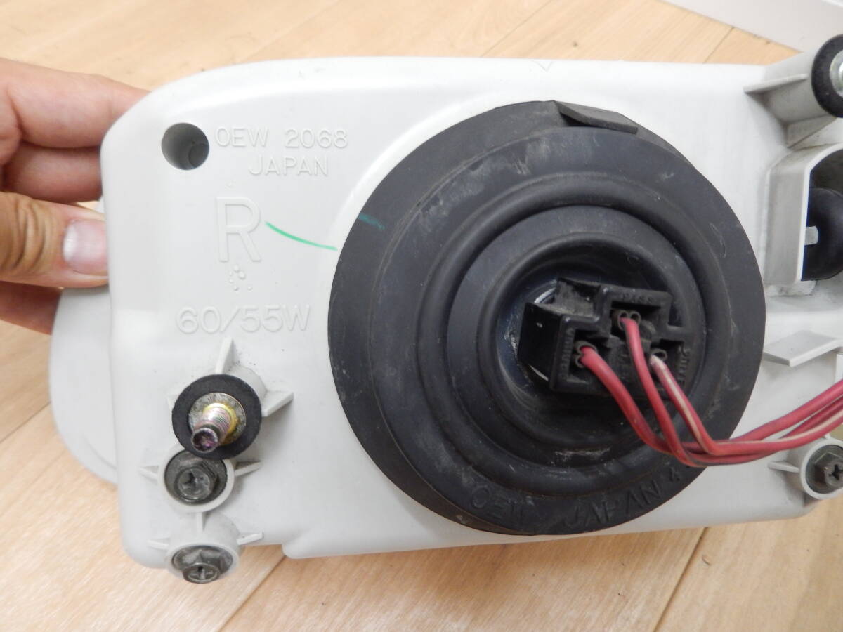 Yahoo!オークション - サンバートラック ヘッドライト左右 KS4 1994年 ...