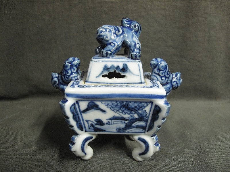Yahoo!オークション - A2708 高橋道八 染付 獅子鈕双耳四足 香炉 箱な...