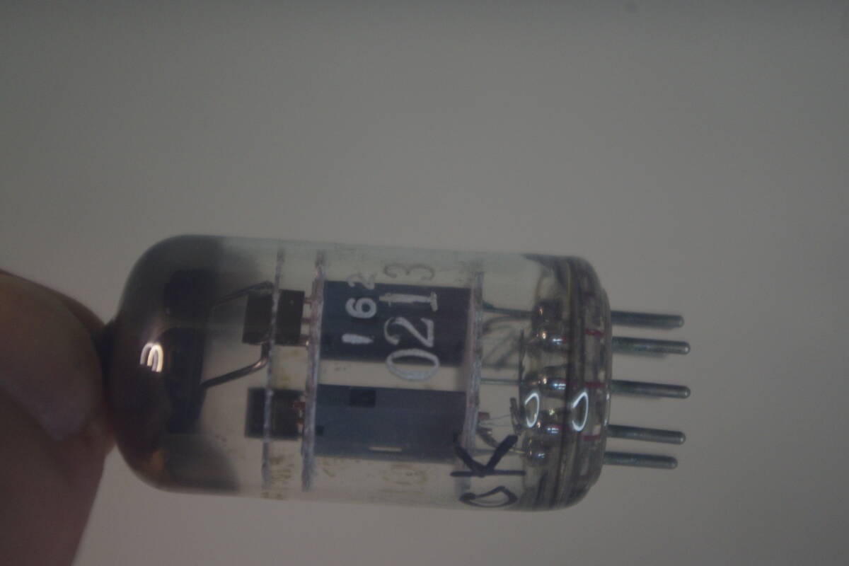 Yahoo!オークション - 真空管 12AT7 4本セット チェックOK