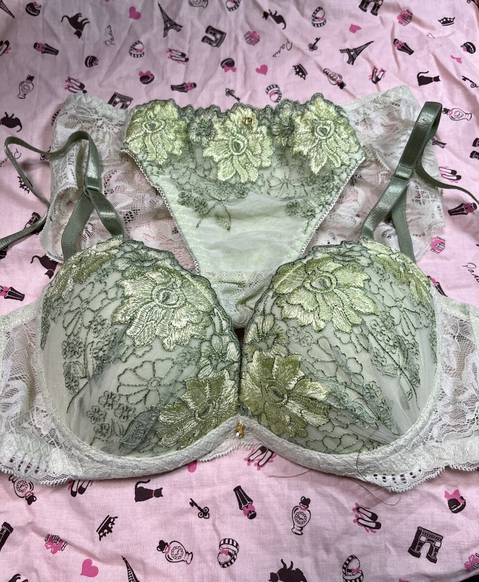 Yahoo!オークション - Ecup/ブラジャーショーツセット レディースイン...