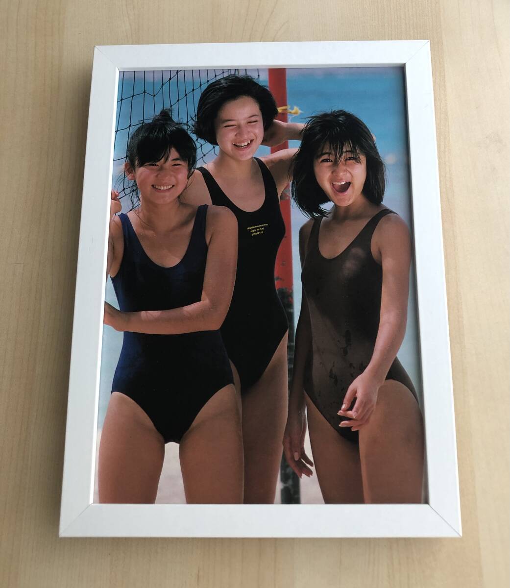 Yahoo!オークション - kj 額装品 少女隊 スクール水着 セクシー B5額入...