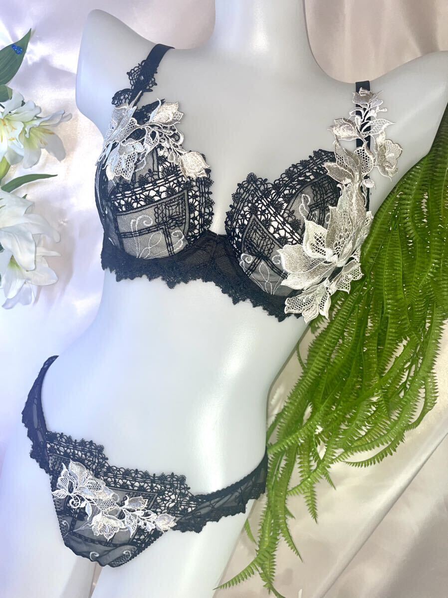 Yahoo!オークション - ─ ─ ワコールsalute BTJ404～04シリーズ～E70...