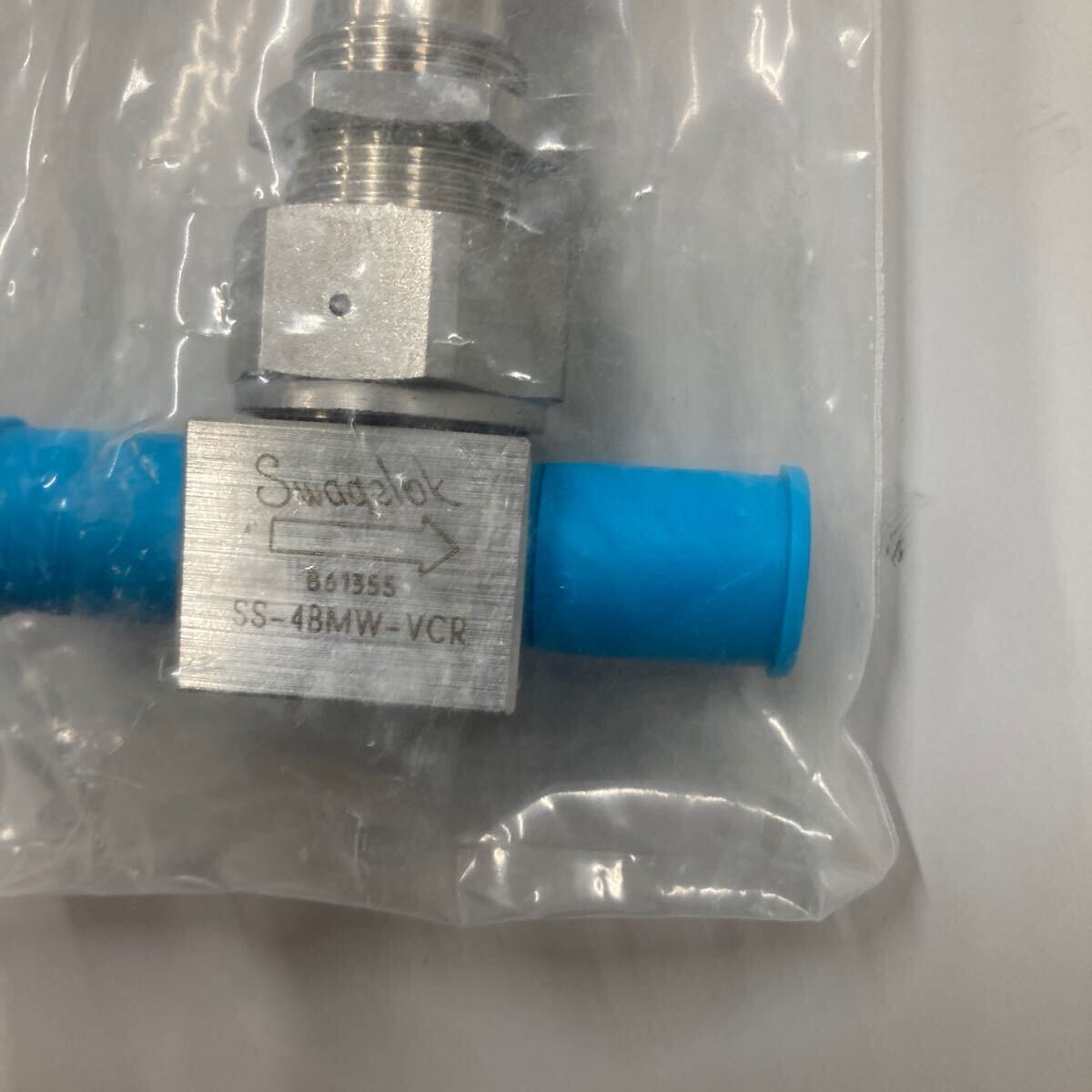 Yahoo!オークション - Swagelok SS-4BMW-VCR ストレート型 ステンレス...