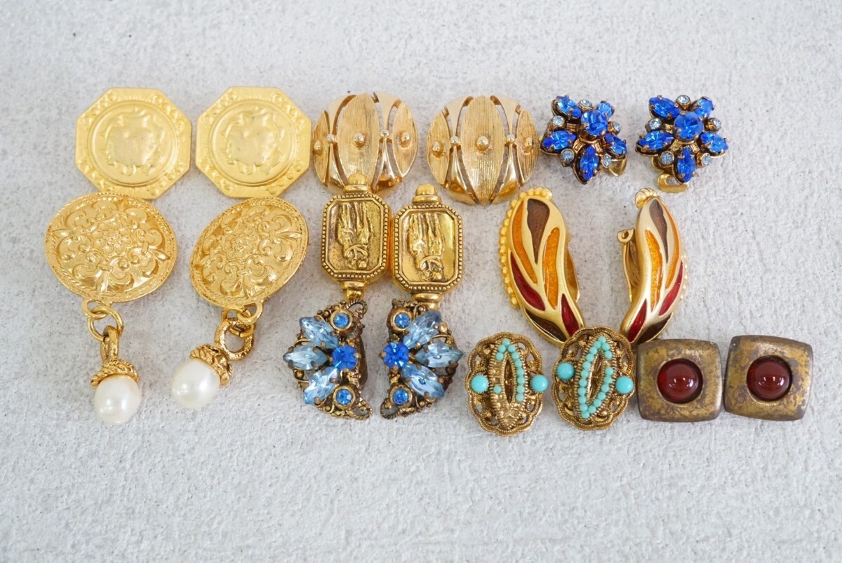 Yahoo!オークション - B581 海外製 西ドイツ含む ゴールドカラー イヤ...