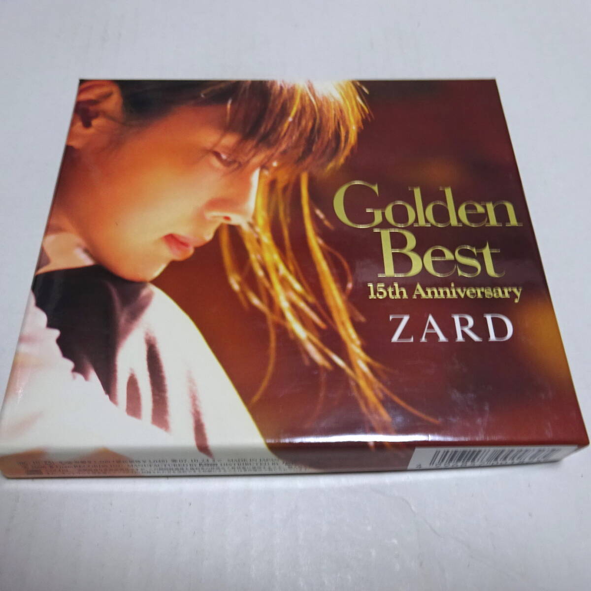Yahoo!オークション - 2CD-BOX/ベスト盤「ZARD / Golden Best～15th An...